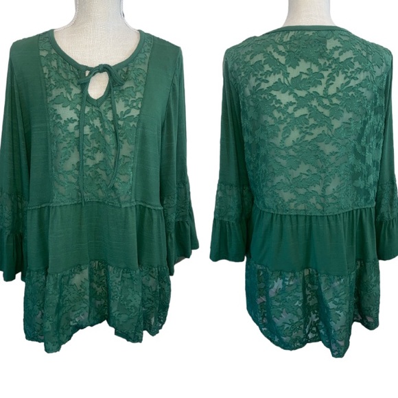 Cupio | Tops | Cupio Flare Sleeve Lace Peasant Top | Poshmark